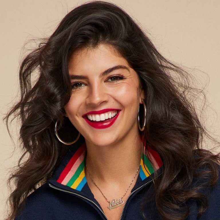 Nikki Yanofsky – MNRK Music Group